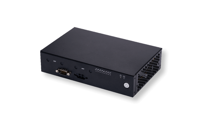 緊湊型邊緣系統 | Supermicro